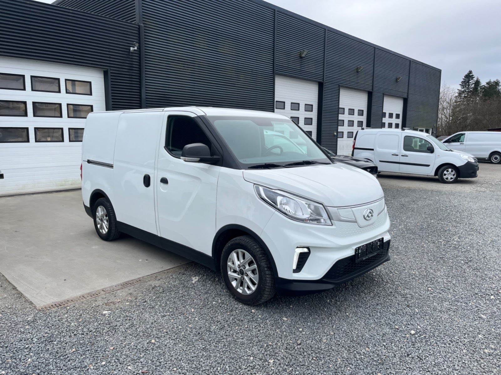 Maxus e-Deliver 3 Cargo Van SWB