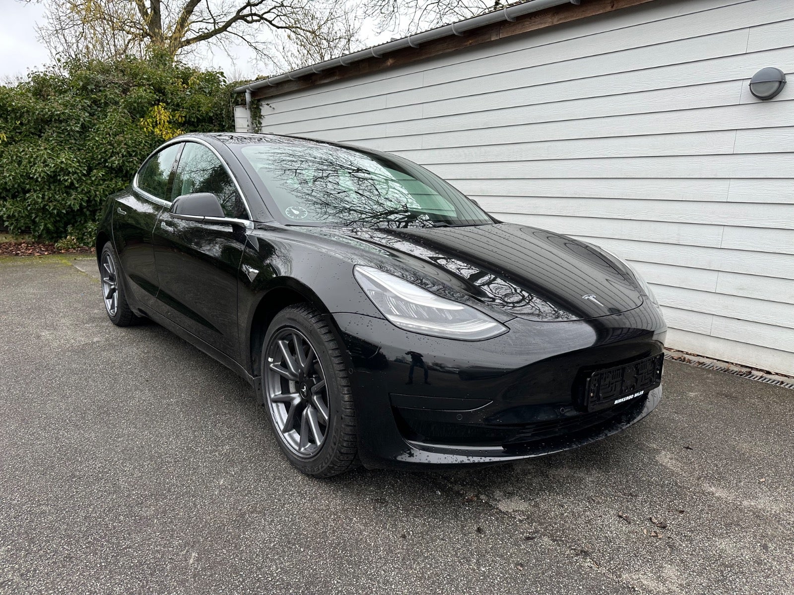 Tesla Model 3 Standard Range+ RWD