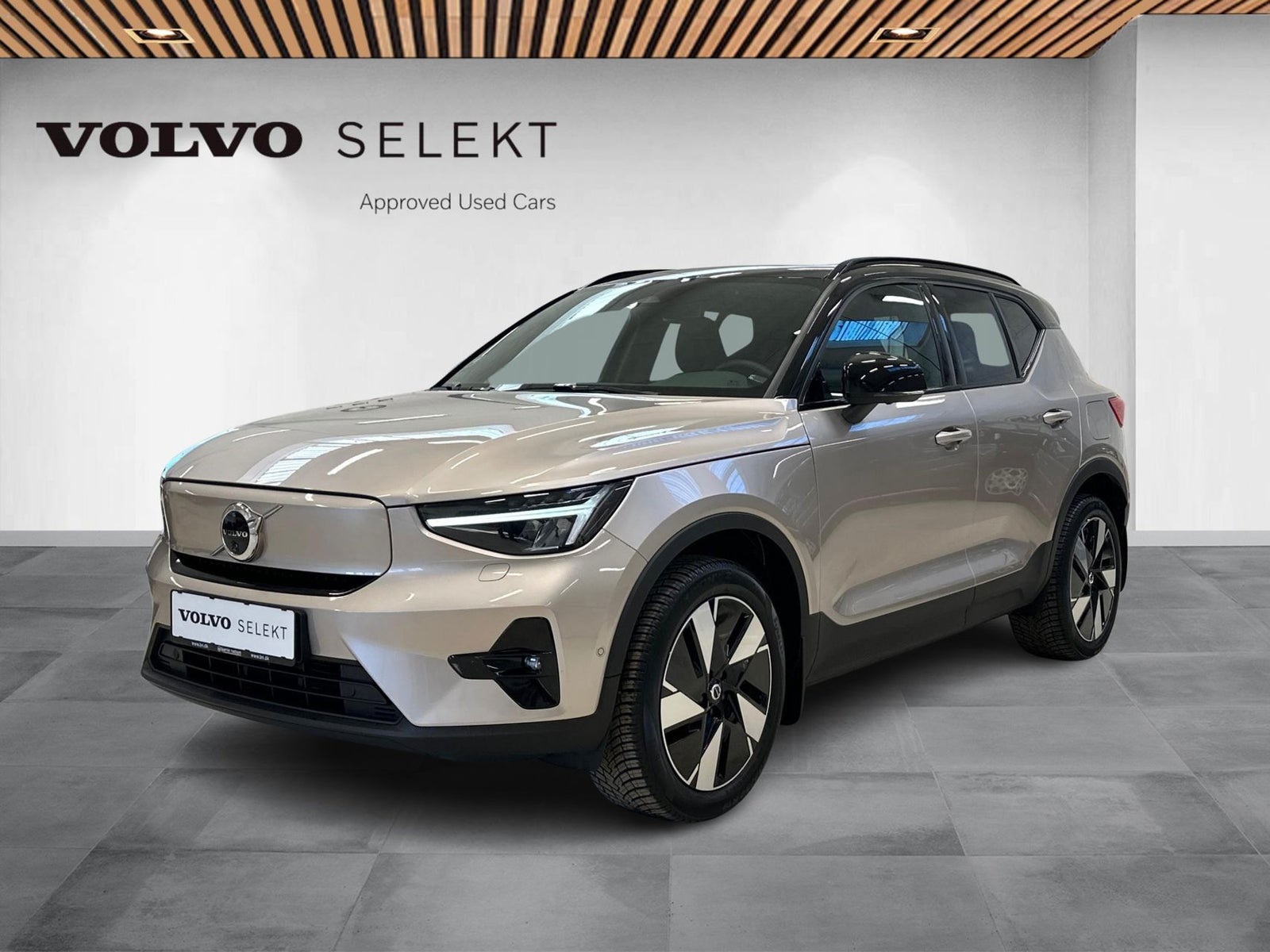 Brugt Volvo XC40 ReCharge Extended Range Ultimate - 2024 - udstillet i ...