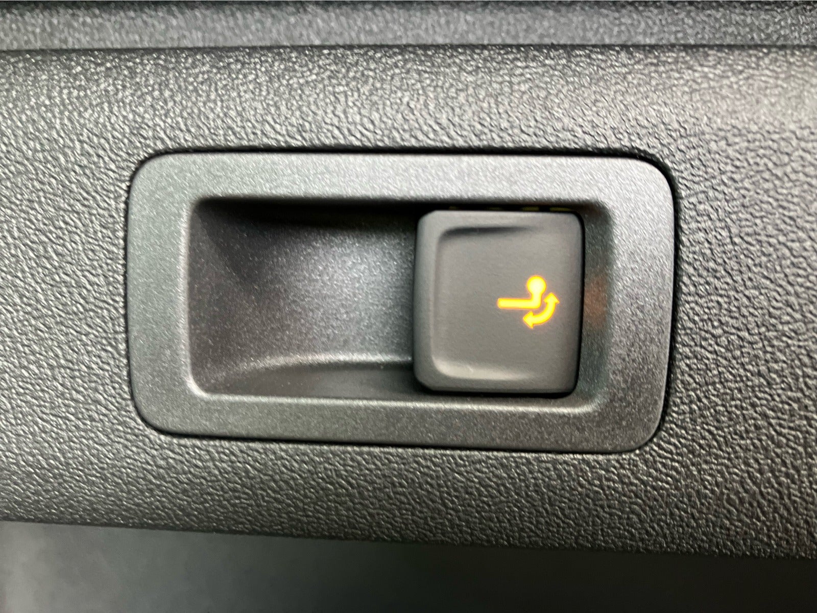 Skoda Elroq 85 iV Van - Autocentralen