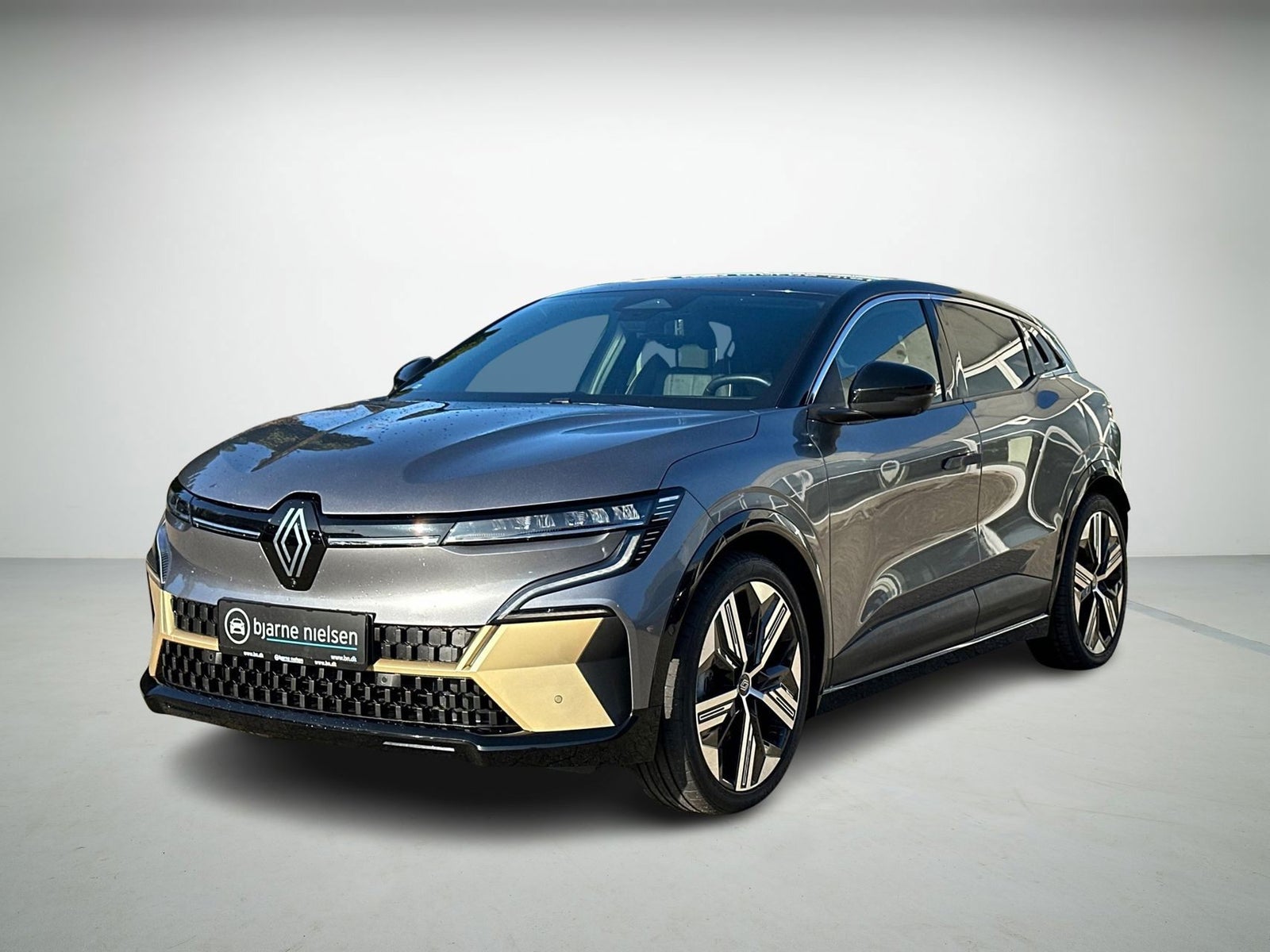 Brugt Renault Megane E-Tech Iconic - 2022 - udstillet i Bjarne Nielsen A/S