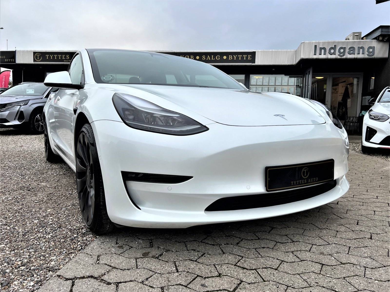 Tesla Model 3 Performance AWD