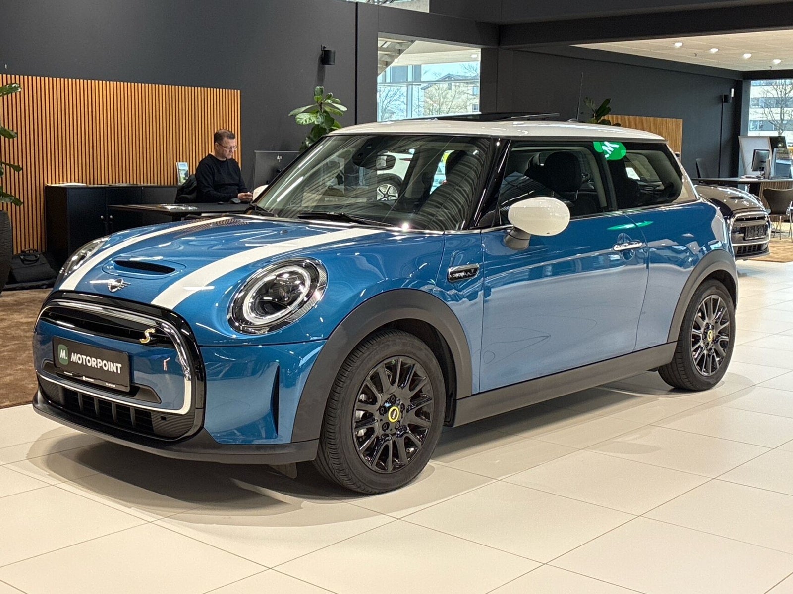 Brugt MINI Cooper SE Camden Edition - 2022 - udstillet i Motorpoint.dk ...