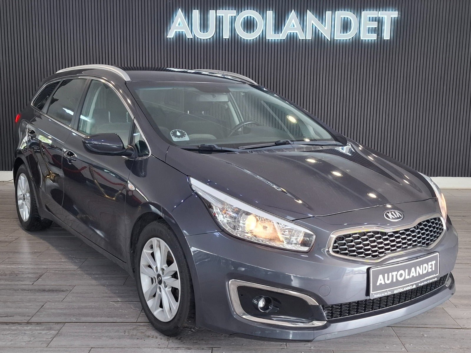 Kia Ceed T-GDi Limited SW