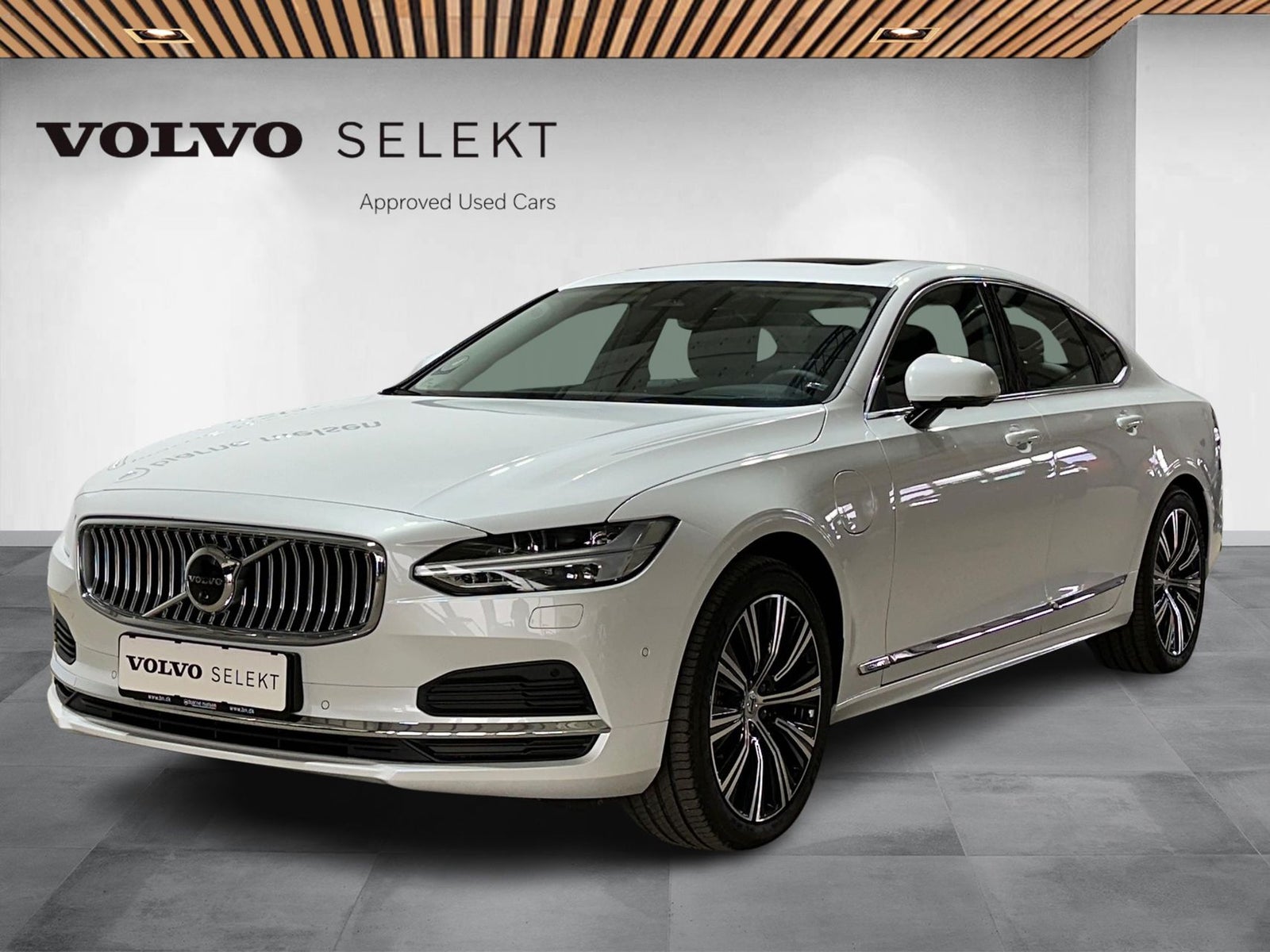 Brugt Volvo S90 T8 ReCharge Ultimate Bright aut. AWD - 2023 - udstillet i Bjarne Nielsen A/S