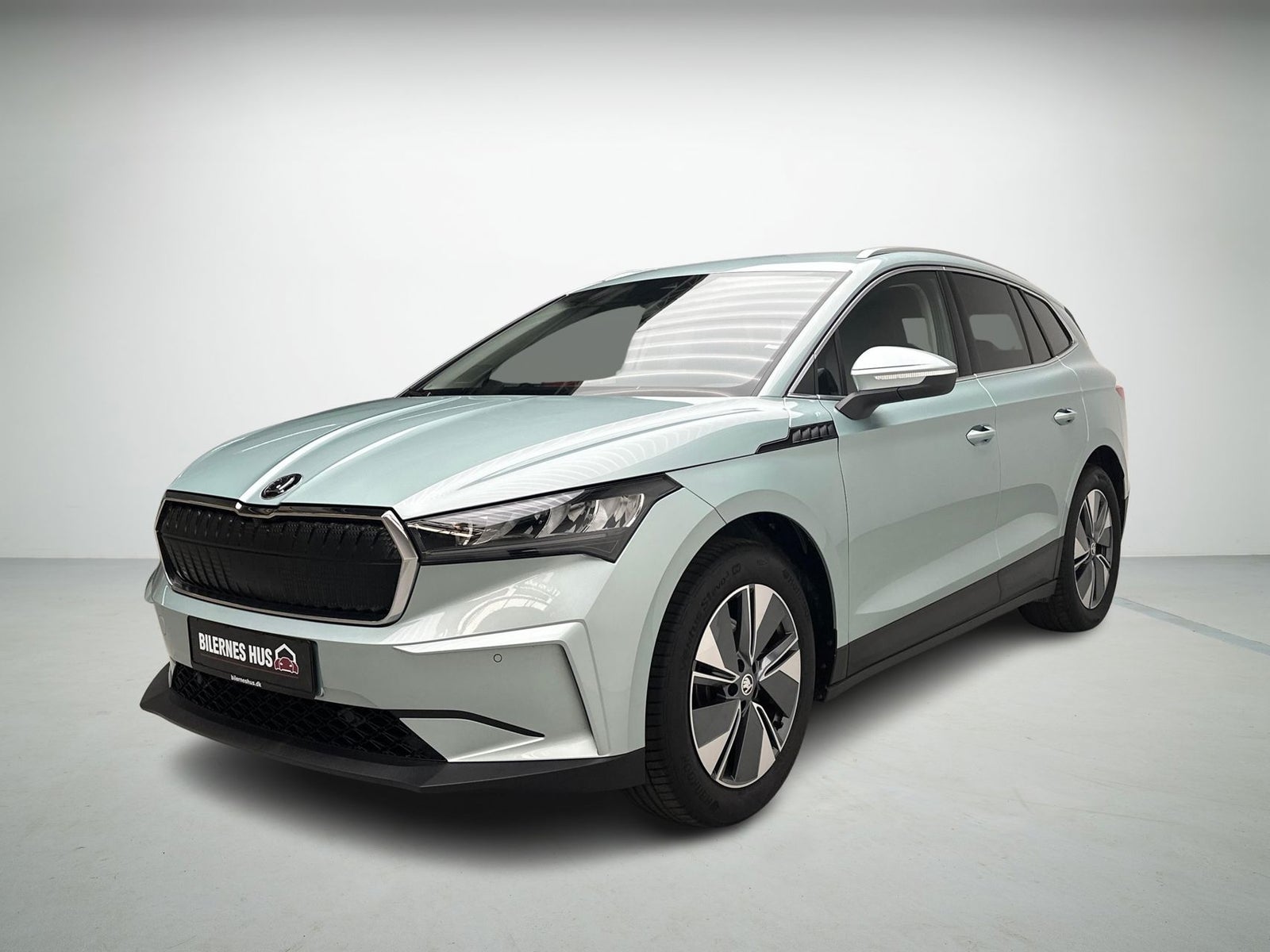 Brugt Skoda Enyaq iV Loft - 2024 - udstillet i Nielsen Car Group ...